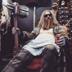 Fat Thor Costume Ideas | DIY Cosplay w/ Robe & Sweater