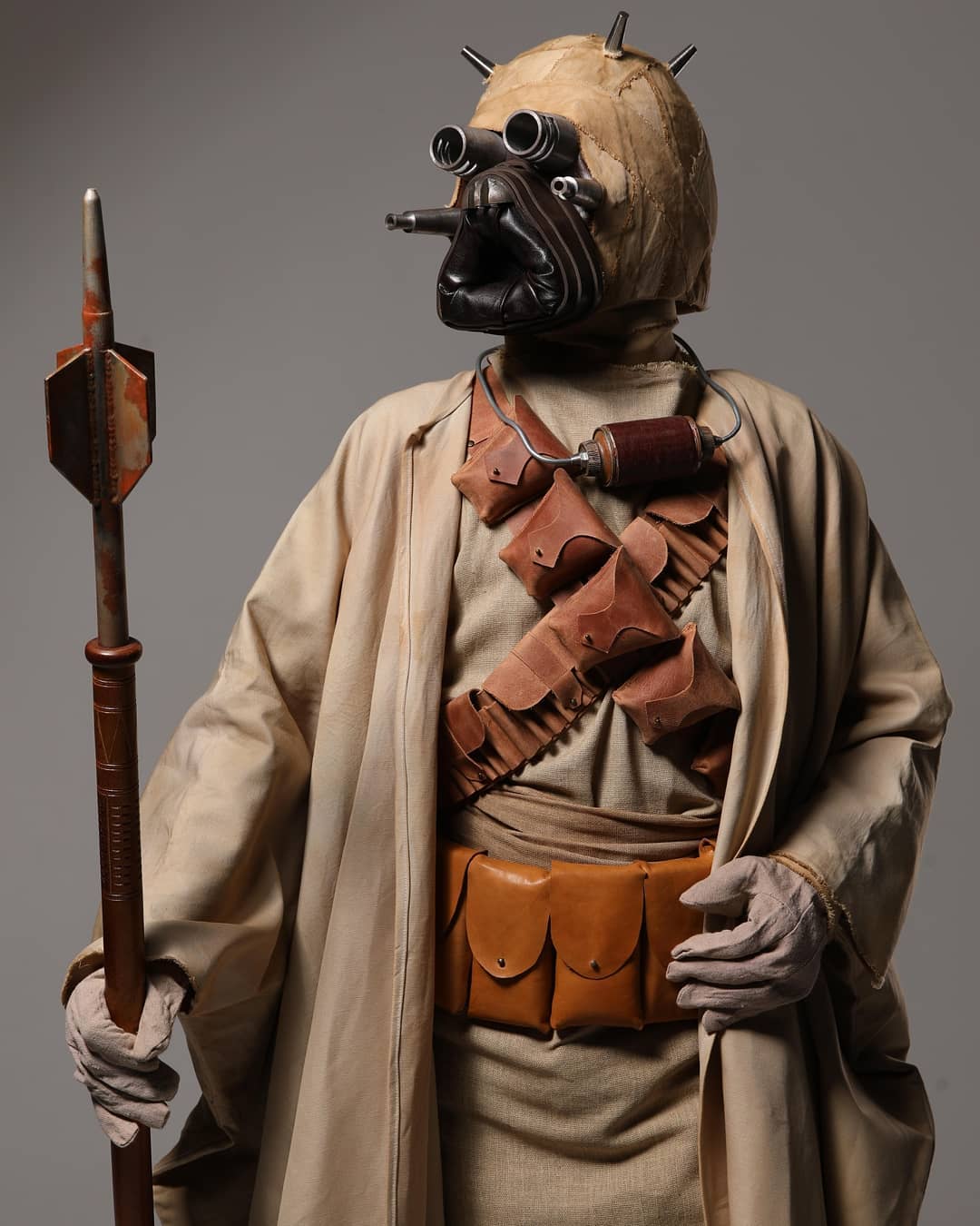Tusken Raider Costume Ideas: DIY Cosplay w/ Mask & Robe