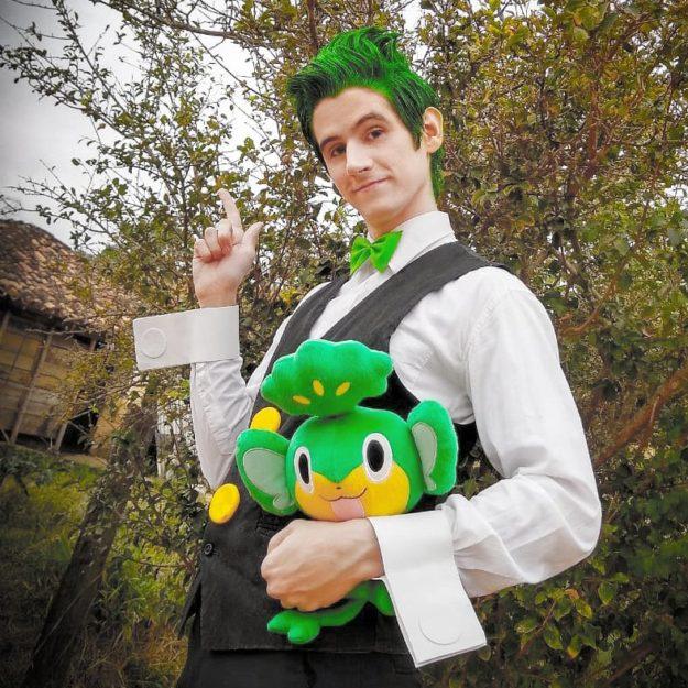 18 Fun Green Hair Costume Ideas for Cosplay & Halloween